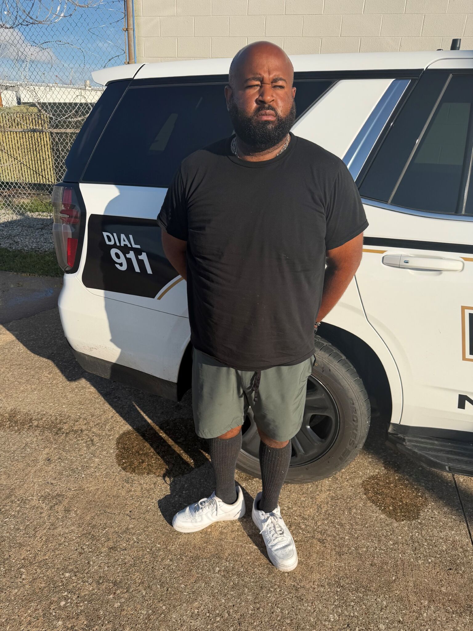 Nederland smoke shop robbery suspect arrested