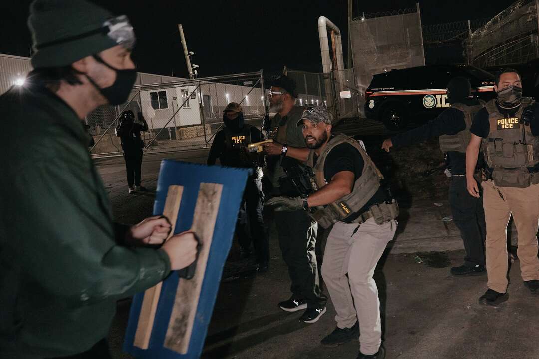 Photos show protestors and ICE agents clashing outside a New Jersey ...