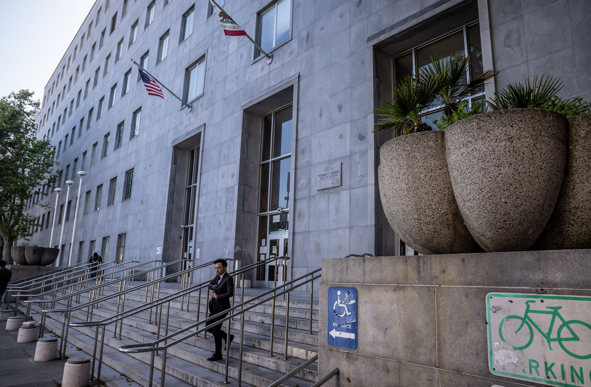 S.F. jury convicts man in Inner Sunset neck-slashing attack