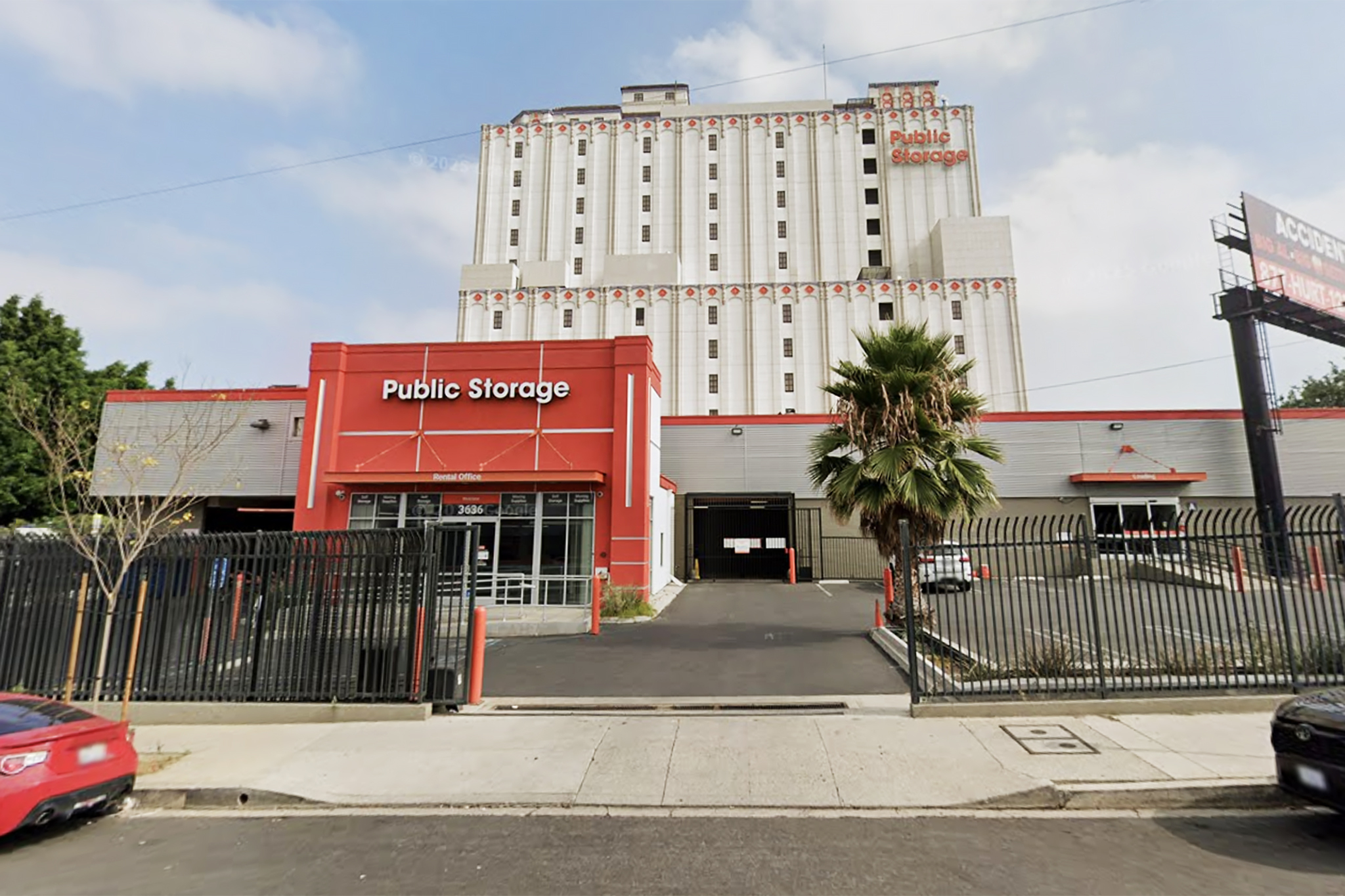 A striking LA storage building was once a 'notorious' night life haunt