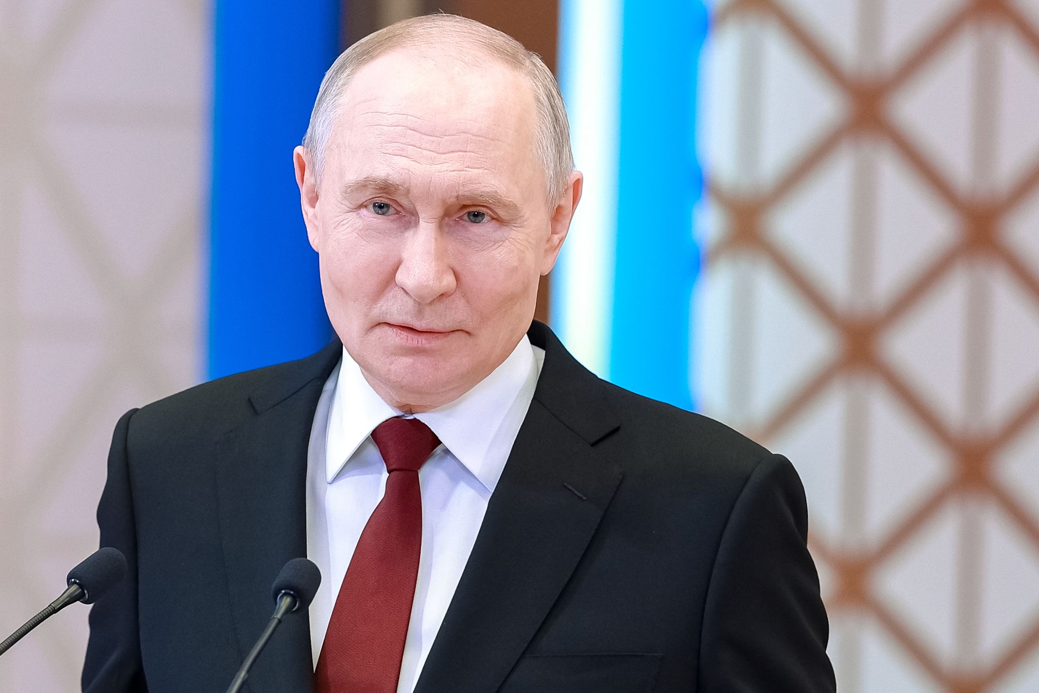 Moscow-led economic grouping threatens to suspend Armenia over its EU bid