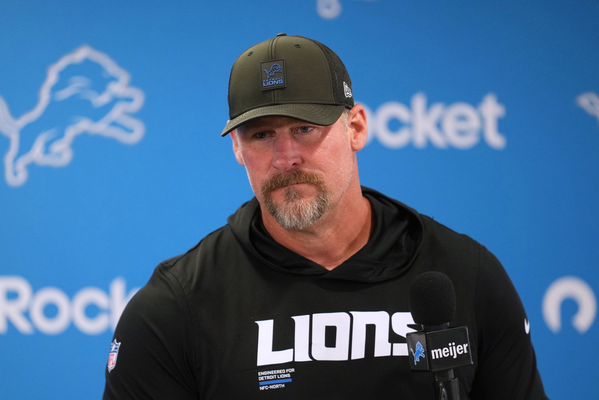 Penei Sewell's move to the blind side will be easy for the versatile ...