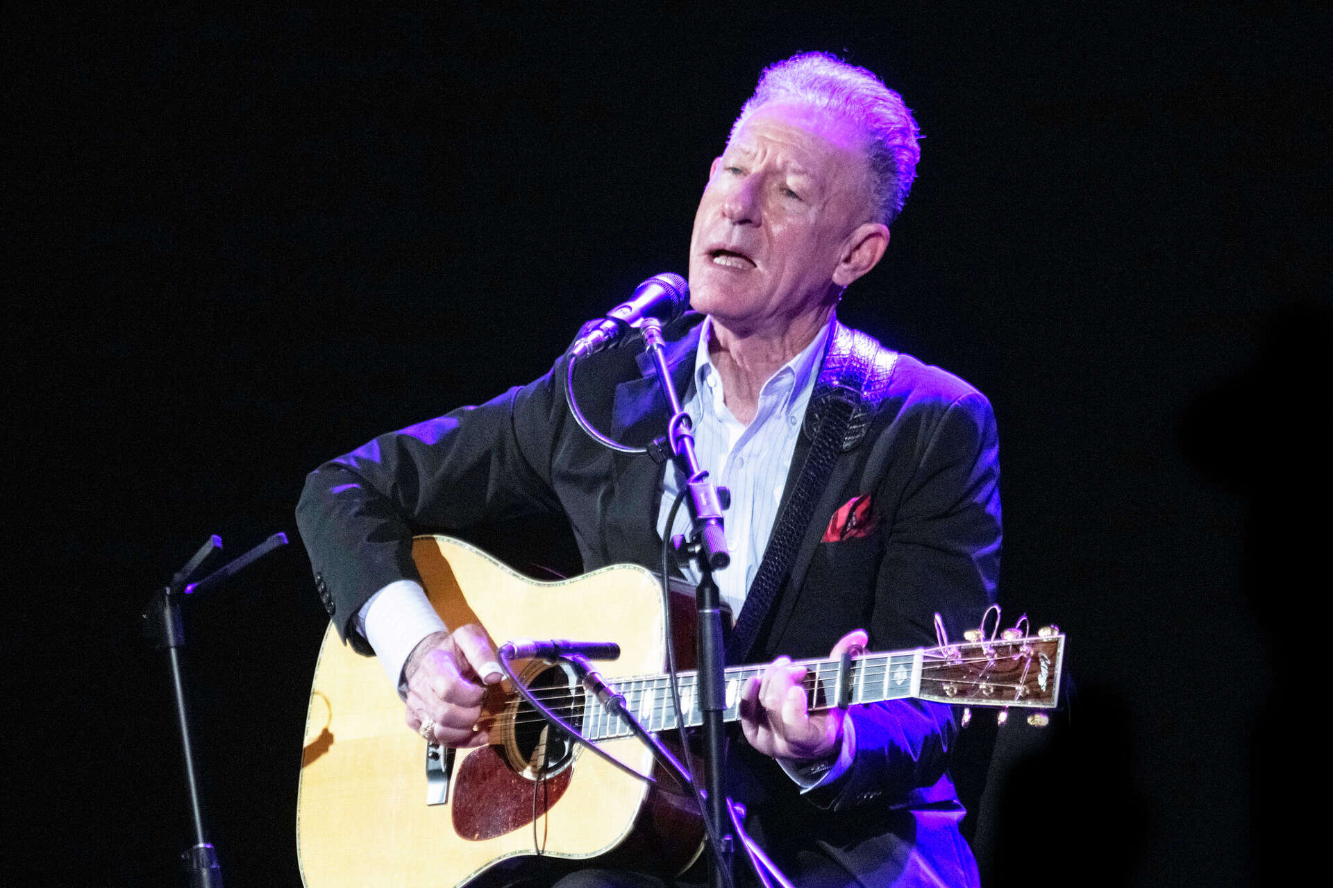 Houstonian Lyle Lovett brings his hometown journey to Jones Hall