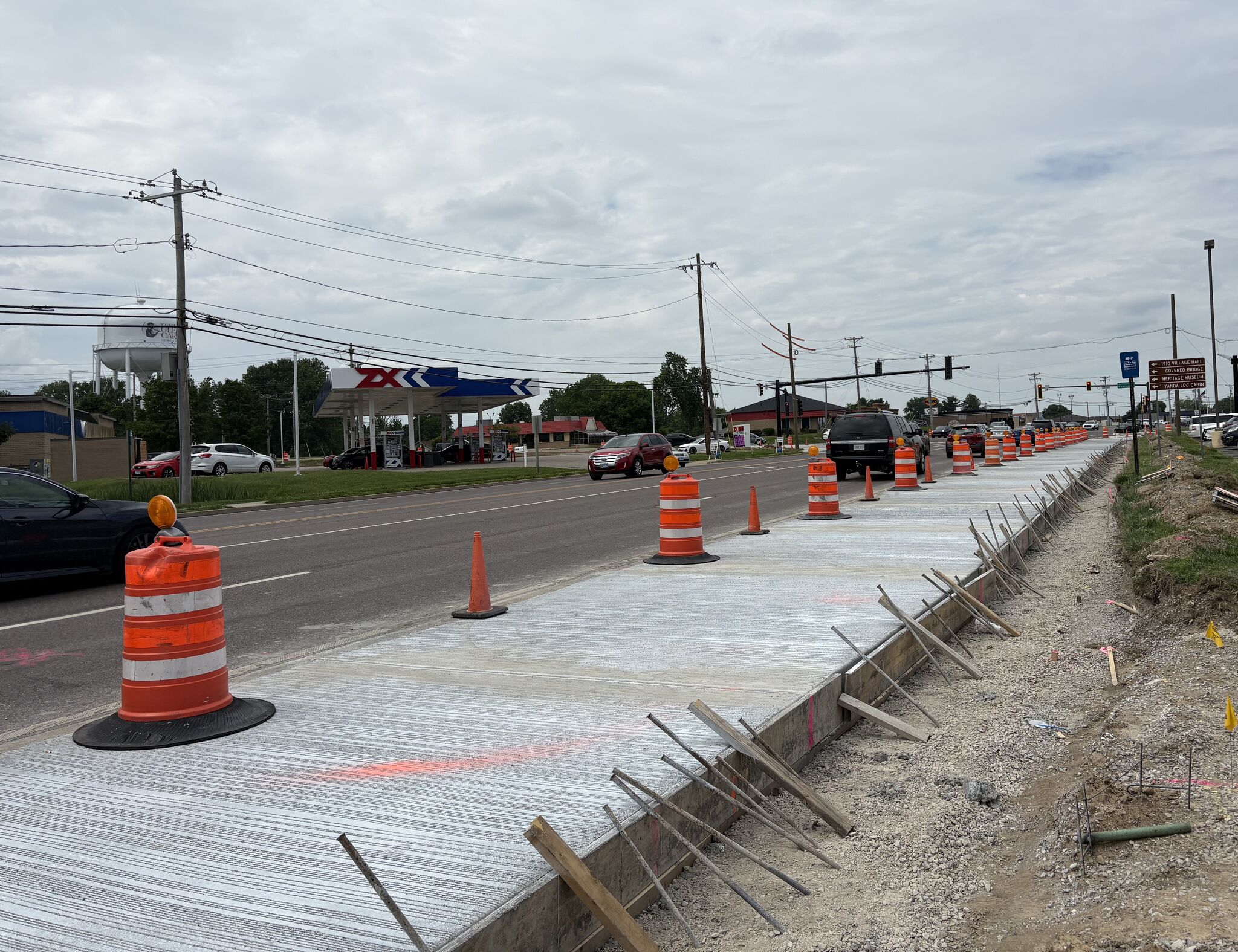 New turn lane takes shape at intersection in Glen Carbon