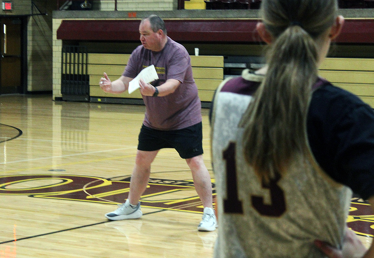 Former Alton coach Bob Rickman returns to coach EA-WR girls basketball