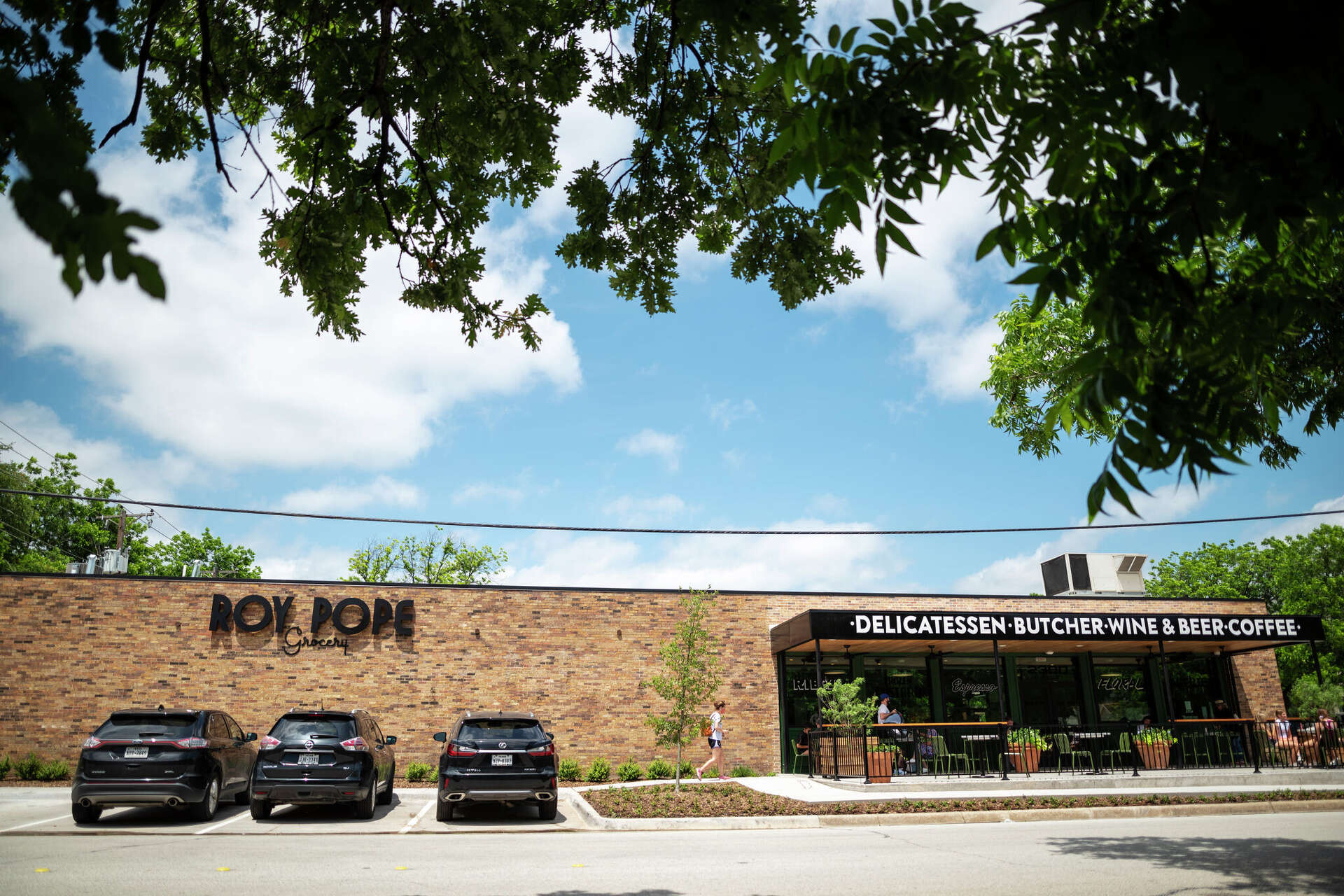 Iconic Texas grocery serving community since 1943 closes