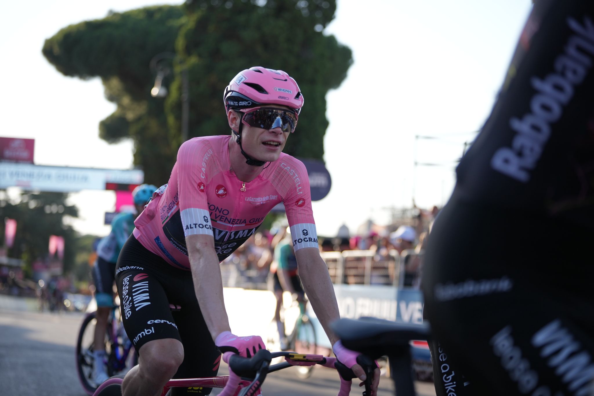 Jonas Vingegaard gana el Giro y es el octavo ciclista masculino en ...