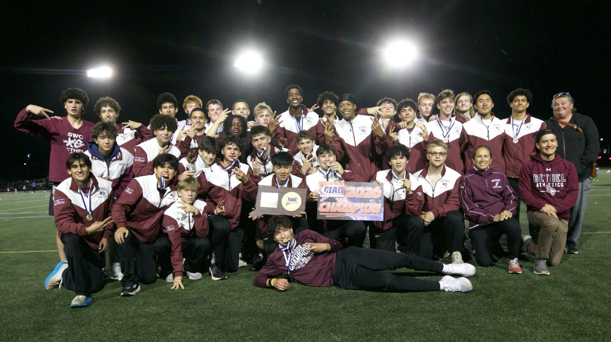 Bethel boys, Windsor girls dominant in Class L outdoor track victories