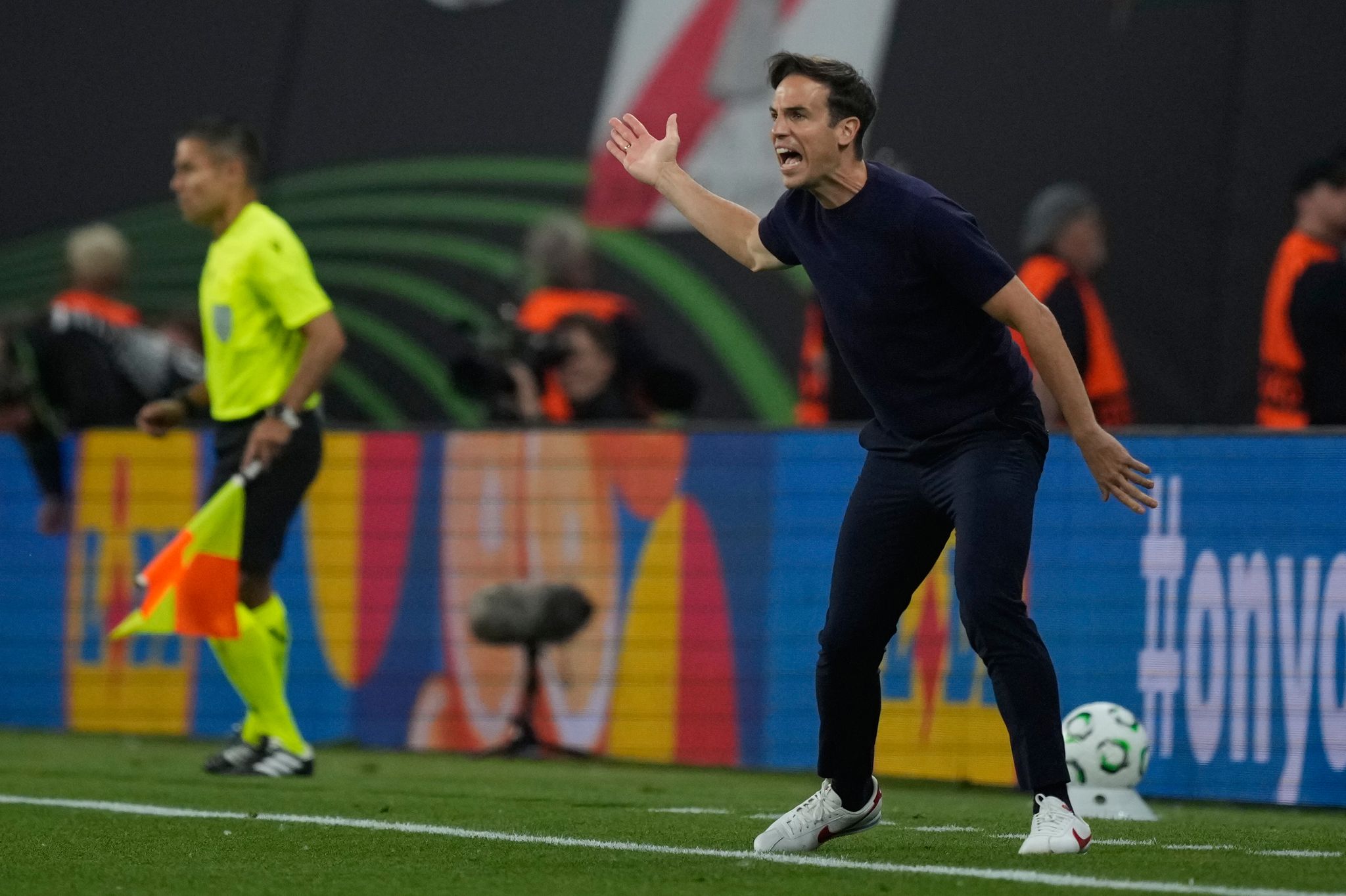 Villarreal hires Rayo's Iñigo Pérez as coach ahead of another Champions ...