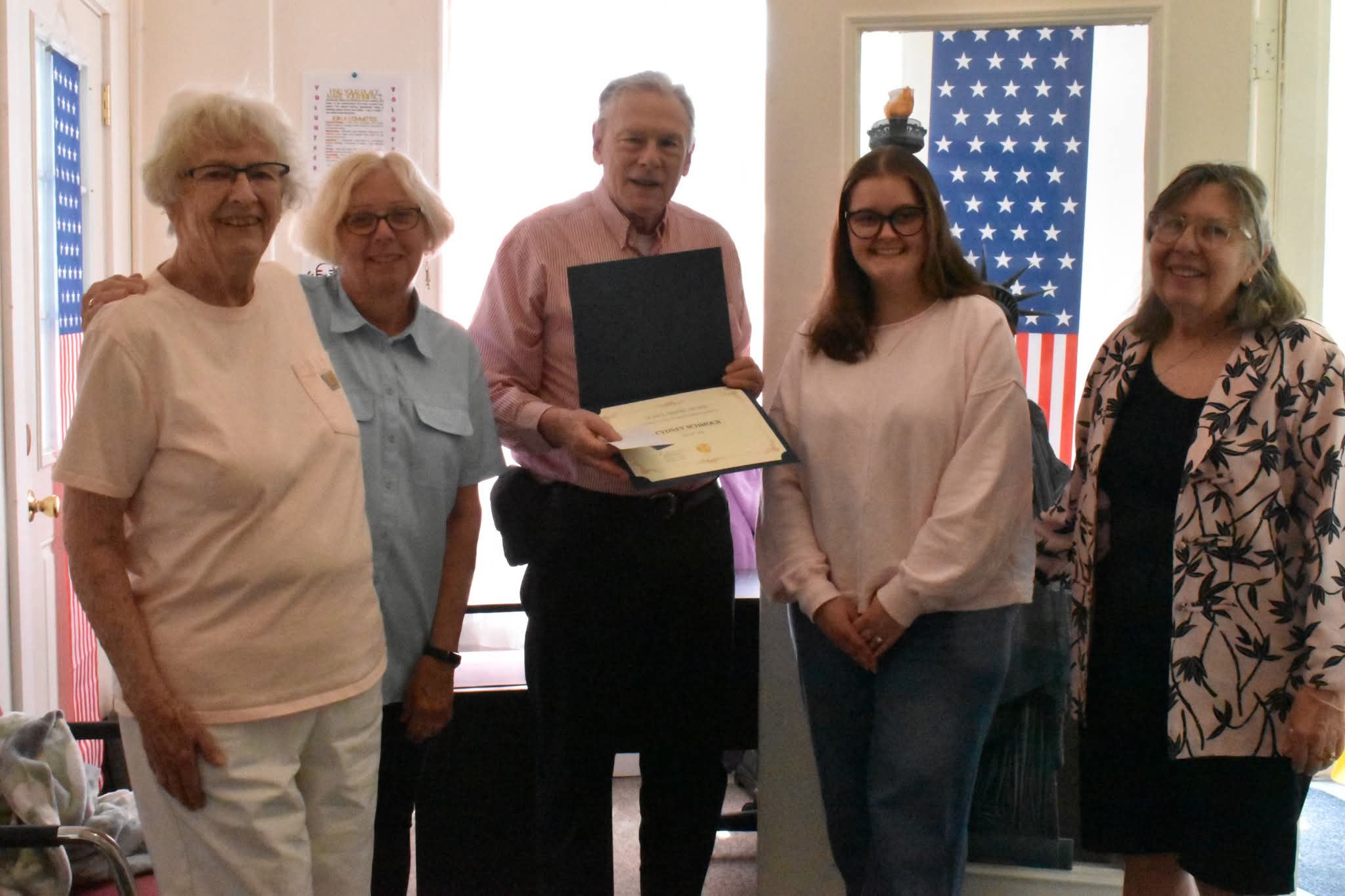Mason County Democrats award Ludington scholarship