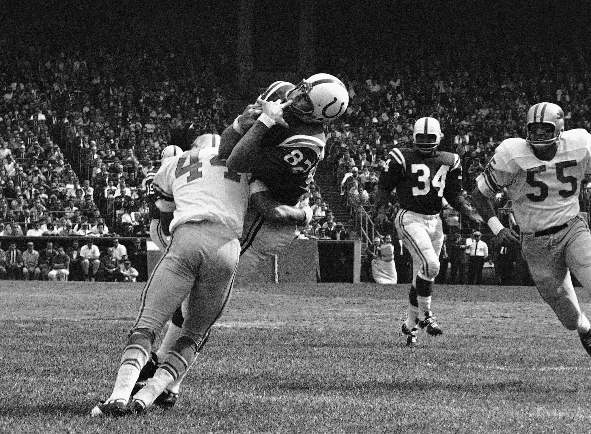 Raymond Berry, Hall of Fame wide receiver and Patriots coach, dies at ...