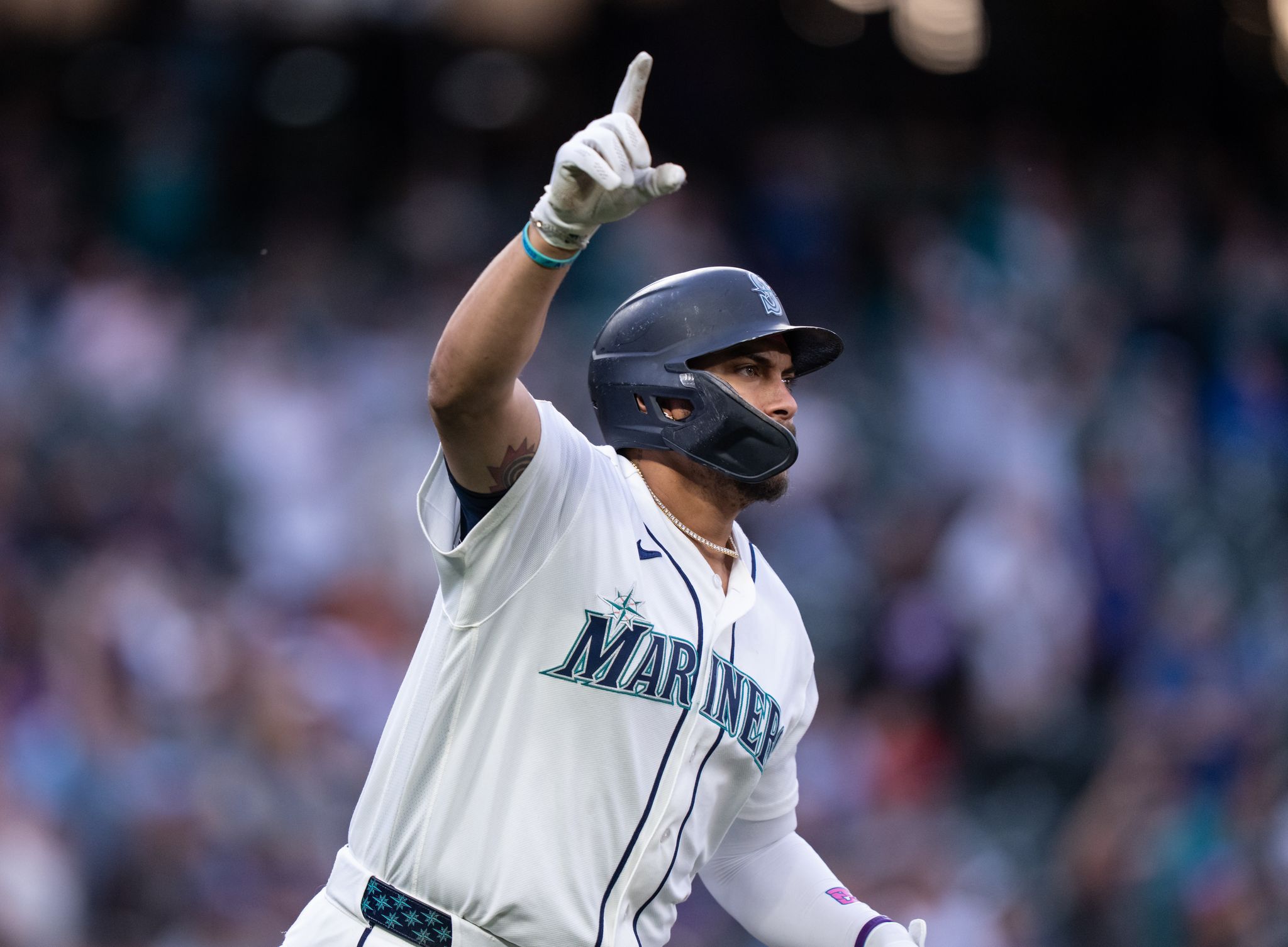 Mariners first baseman Josh Naylor is back in the lineup for Wednesday ...