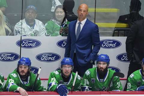 Vancouver Canucks hire Manny Malhotra as head coach
