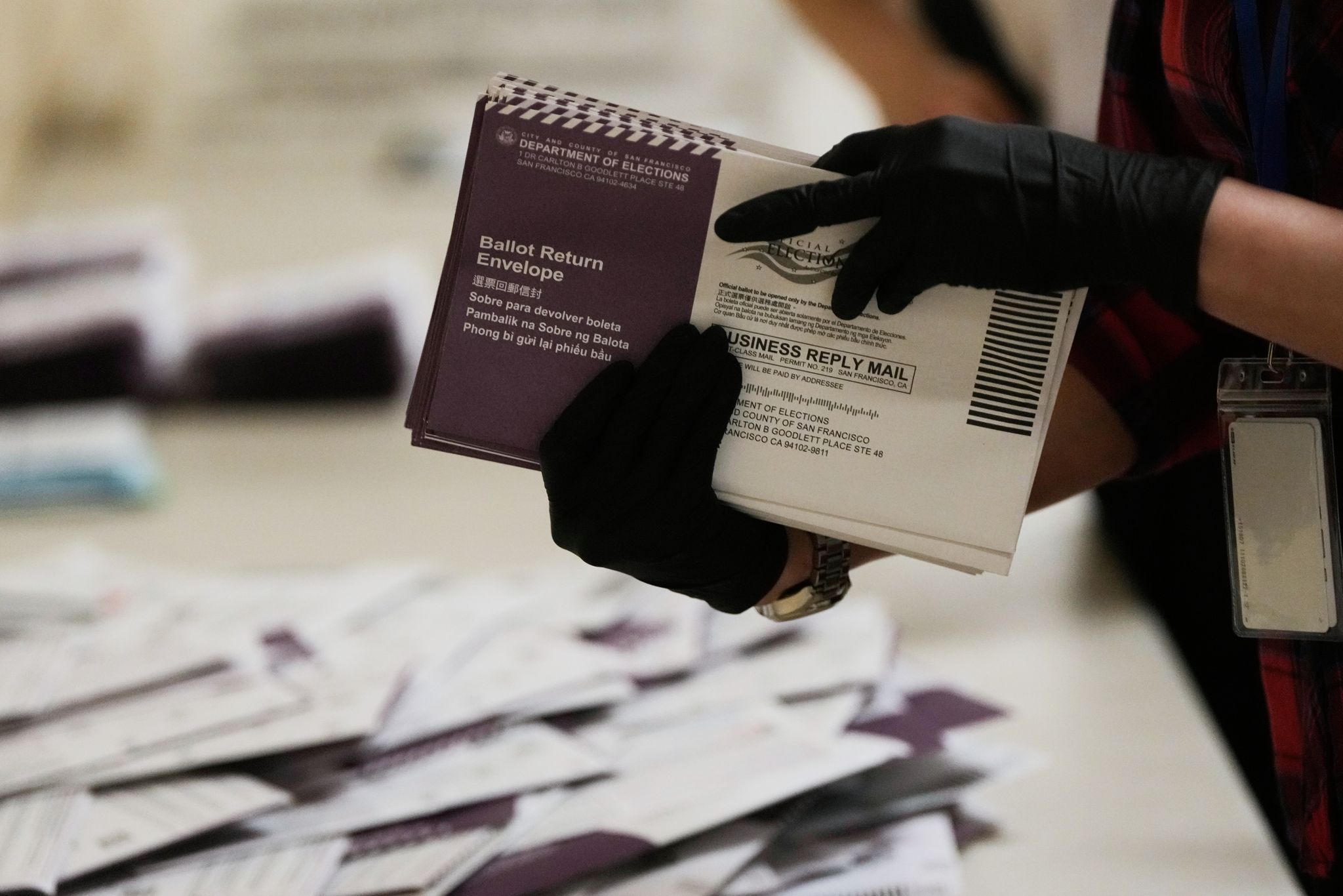 Federal court hears arguments over efforts to halt Trump's mail-in ...