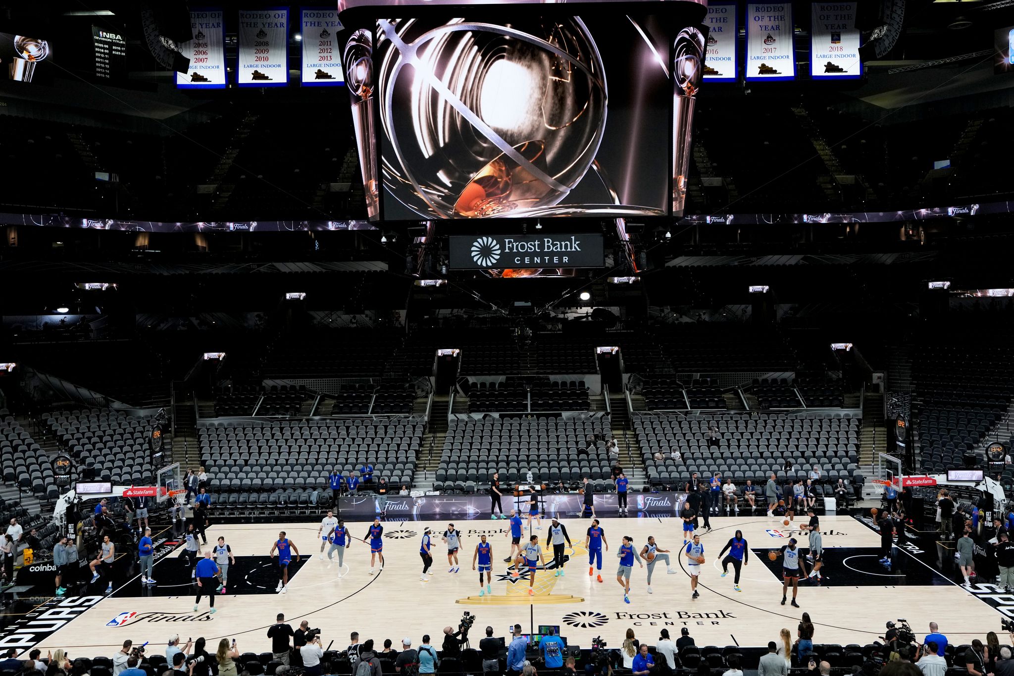 Bettors split as Knicks open NBA Finals versus Spurs as slight underdogs