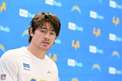 Justin Herbert, Chargers adjusting to Mike McDaniel's new emphasis on ...