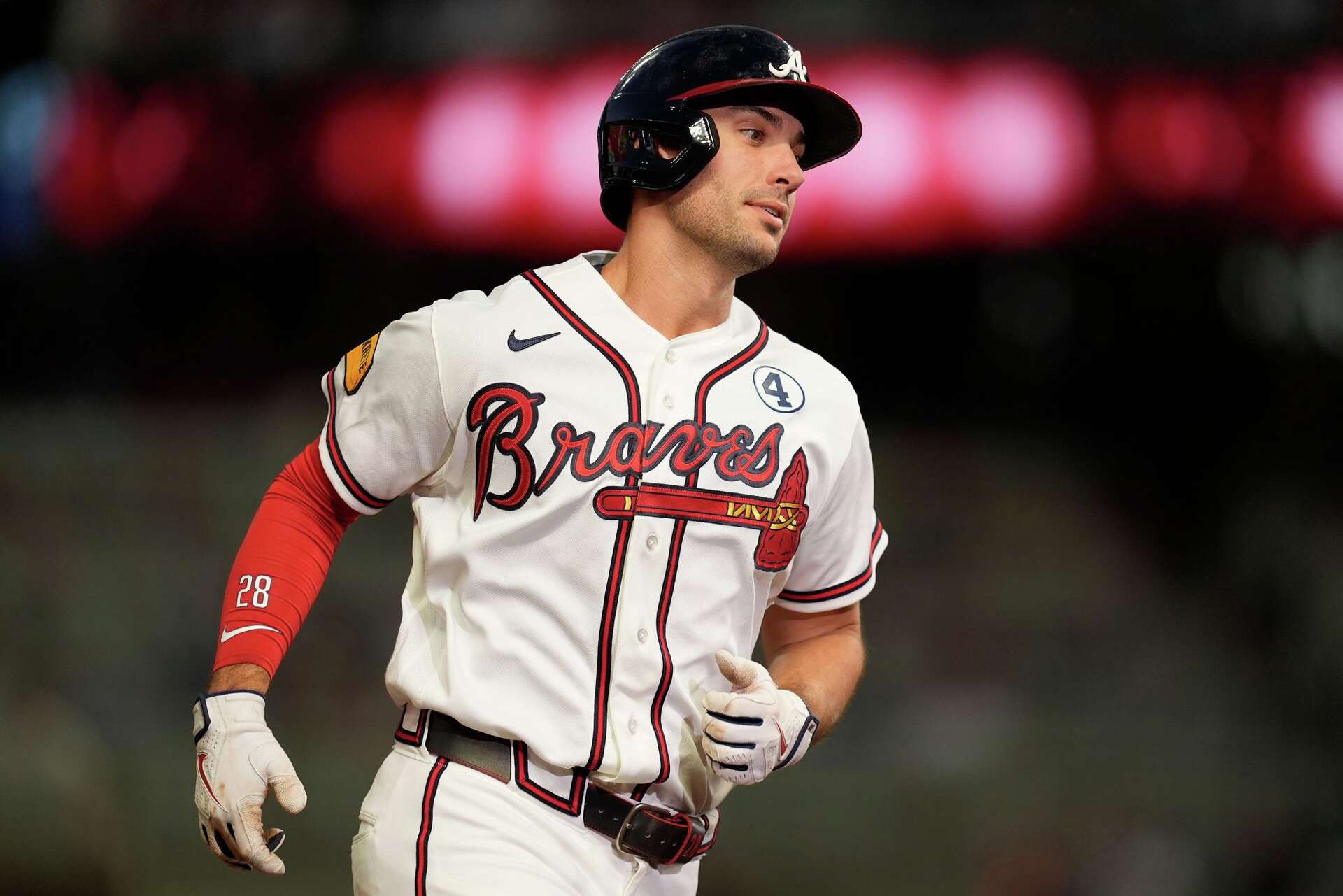Matt Olson, baseball's iron man, stars for the Braves on Lou Gehrig Day