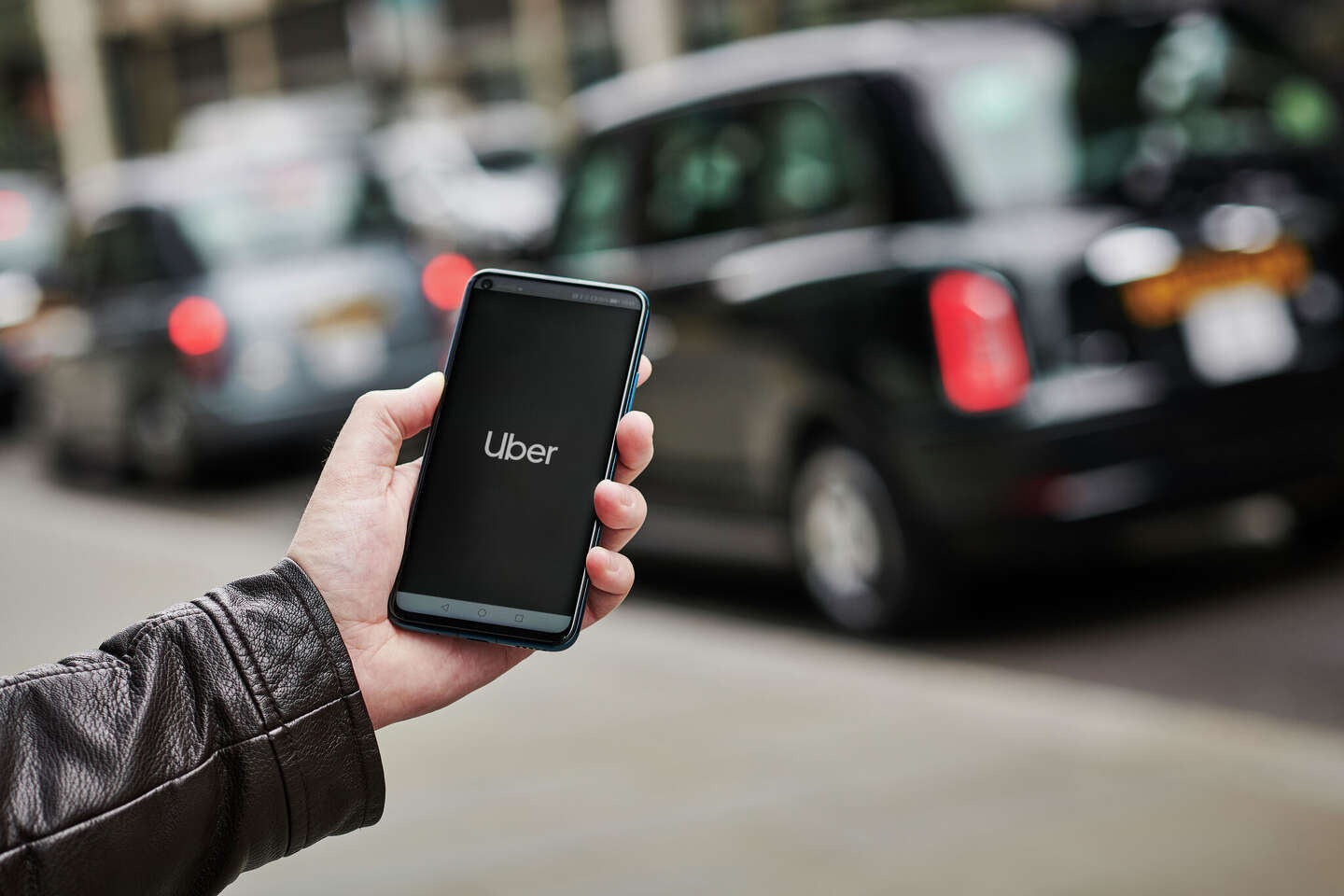 Report: Strangest items left in Ubers include dentures, breast milk