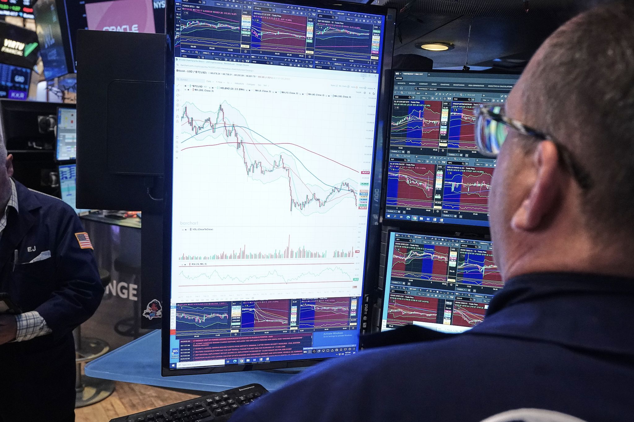 Stocks slump as Big Tech sinks and a strong May jobs report boosts odds ...