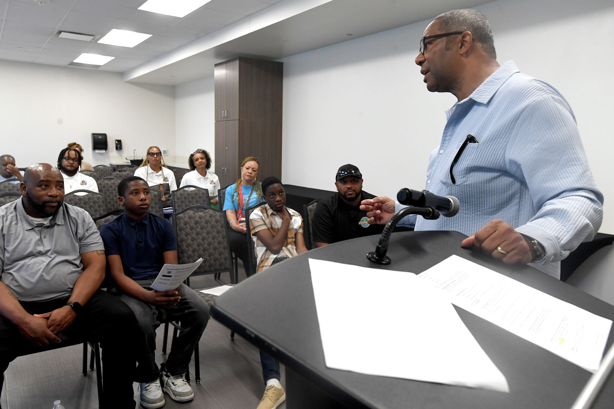 Beaumont youth mentor program recruits 50 volunteers