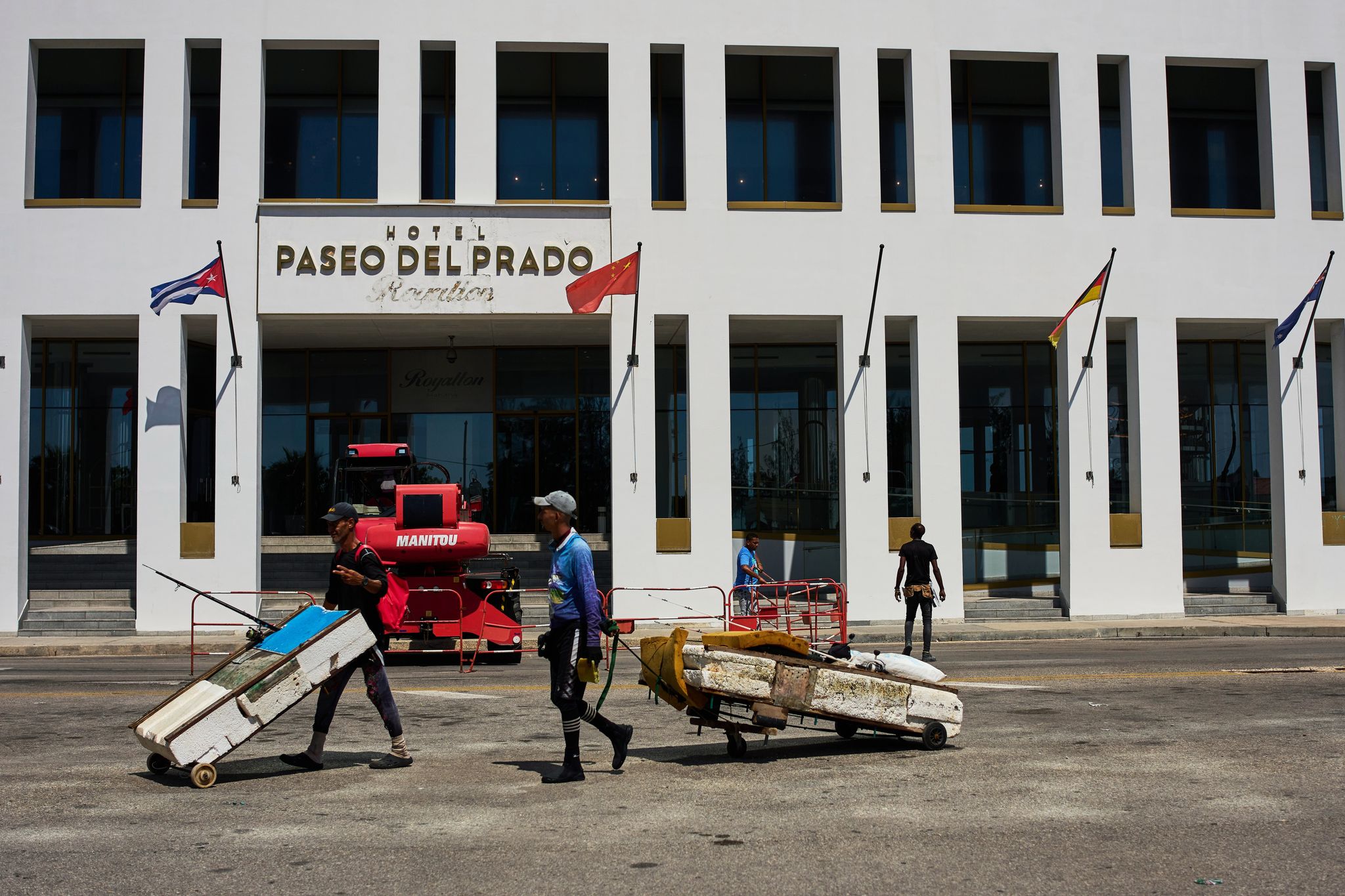 Firma hotelera española Meliá recorta operaciones en Cuba ante crisis ...