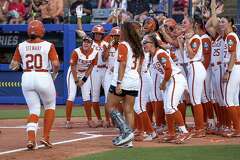 Texas rides Teagan Kavan, Katie Stewart to 7-3 win over Texas Tech to ...