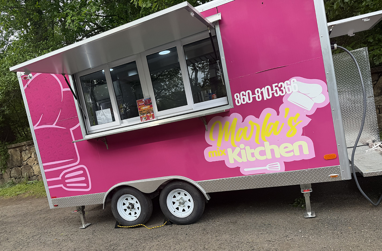 Bridgeport food trailer serves birria at Veteran's Memorial Park