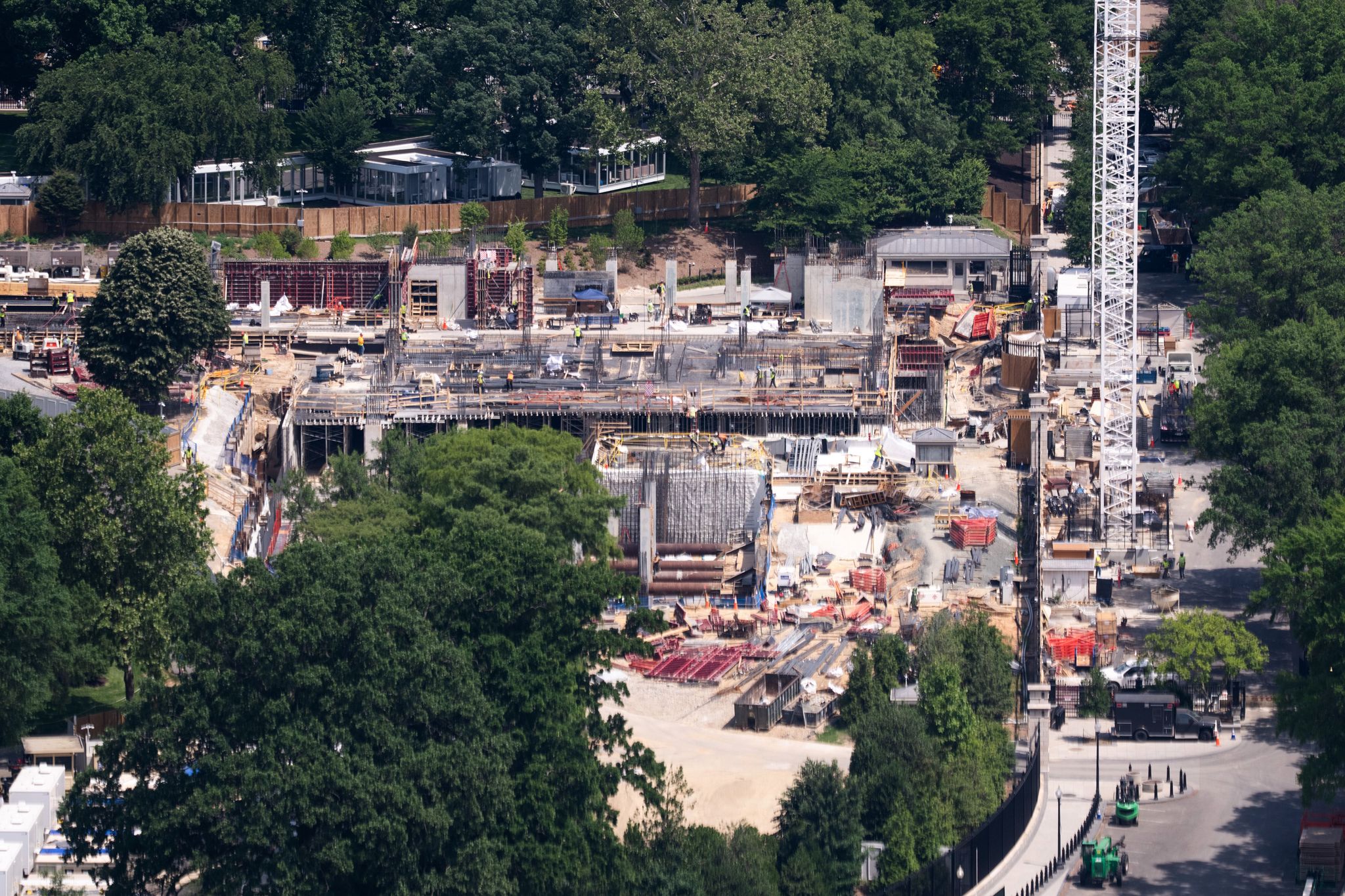 Trump ballroom construction should not be up to courts, government ...