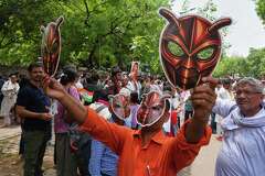 Mock political party for India's young 'cockroaches' holds first street ...