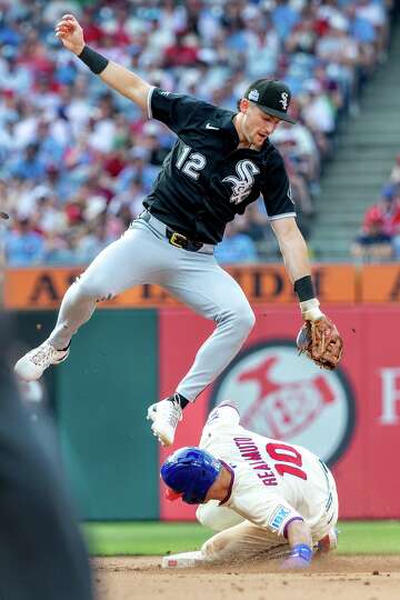 Jacob Gonzalez hits his first major league homer, White Sox beat the ...