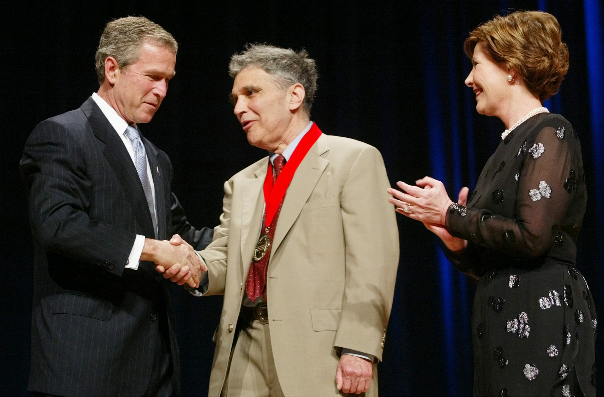 Psychiatrist Robert Coles, Pulitzer Prize-winning author who championed ...