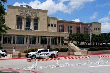Defense tries to buttress self-defense claim in Texas trial over teen ...