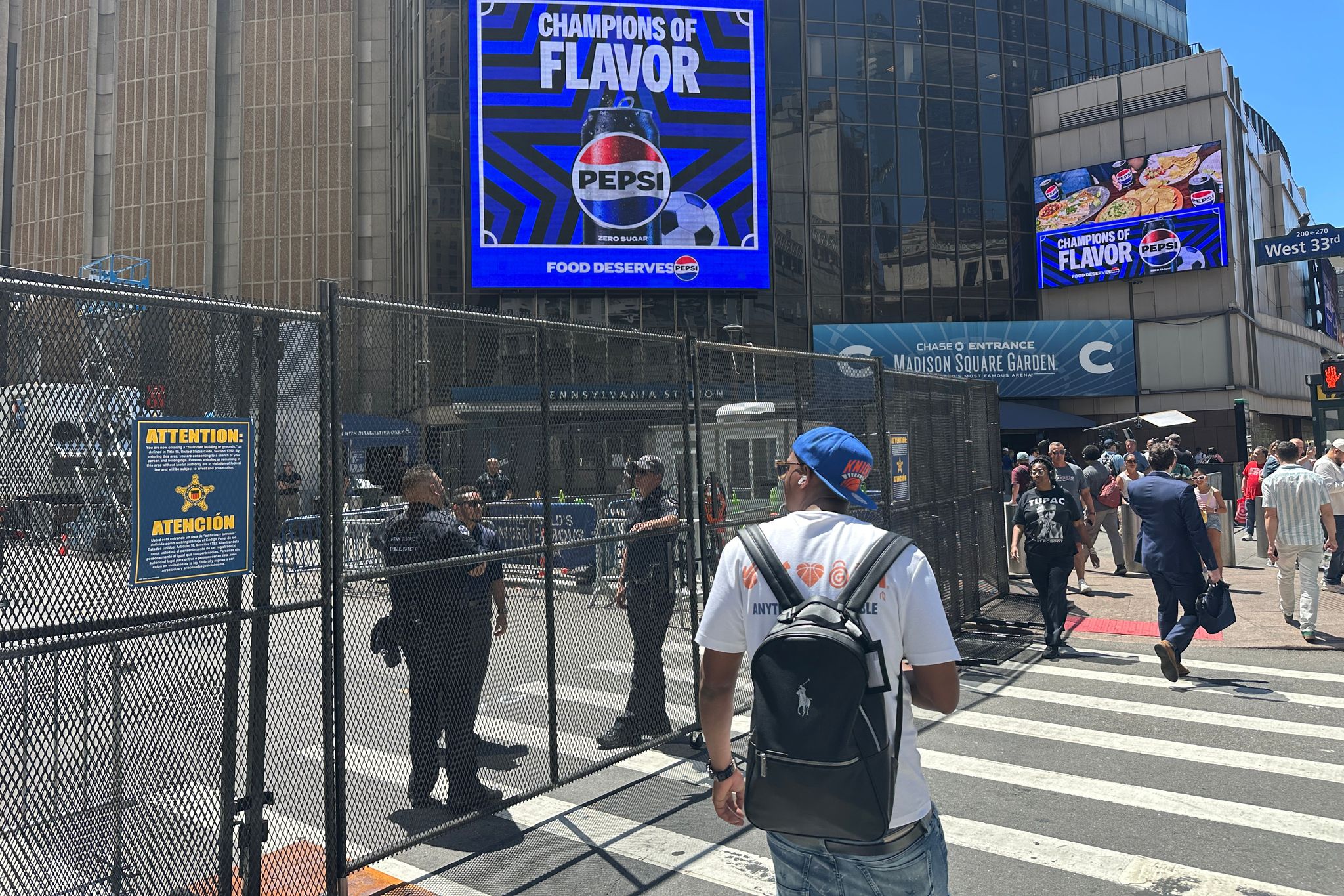 Fans arrive early for hot-ticket Spurs-Knicks Game 3 of the NBA Finals ...