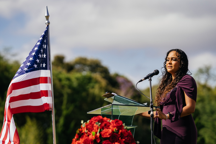 Conservatives give better graduation speeches — Tom Purcell