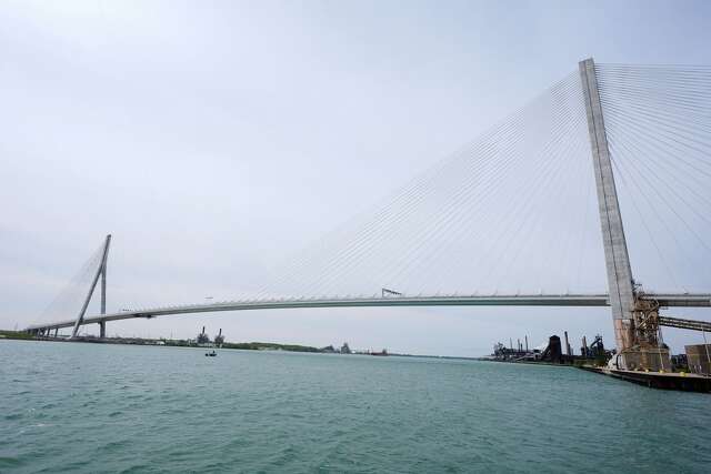 Opening of Canada-US bridge in Detroit that Trump threatened to block ...