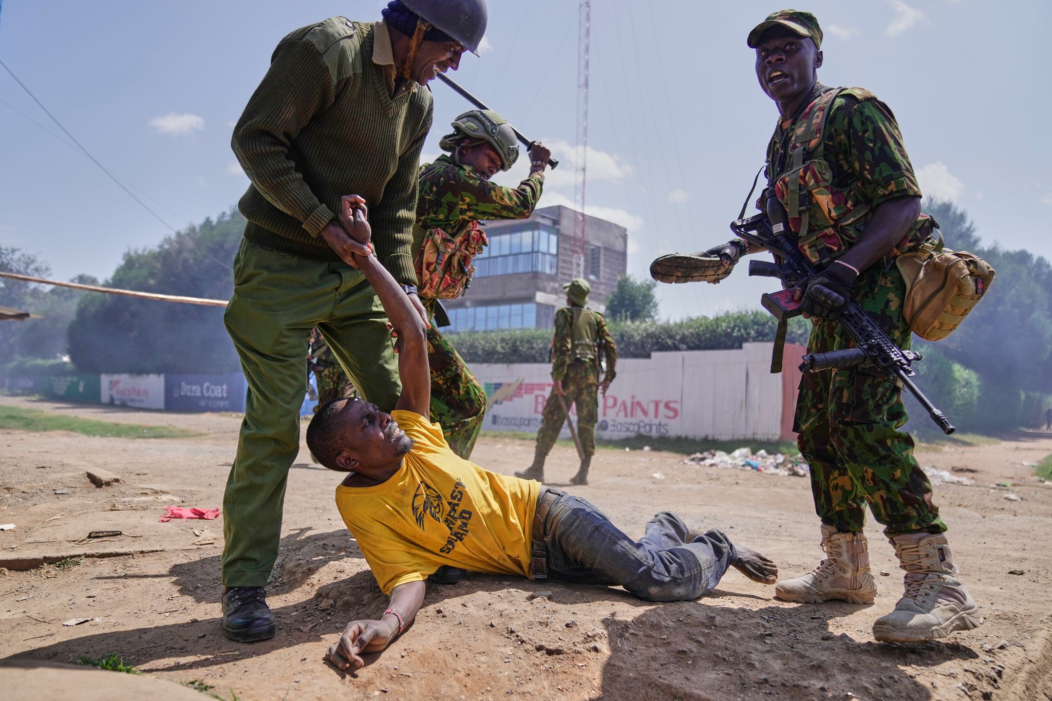 Kenya protesters clash with police over proposed Ebola center for US ...