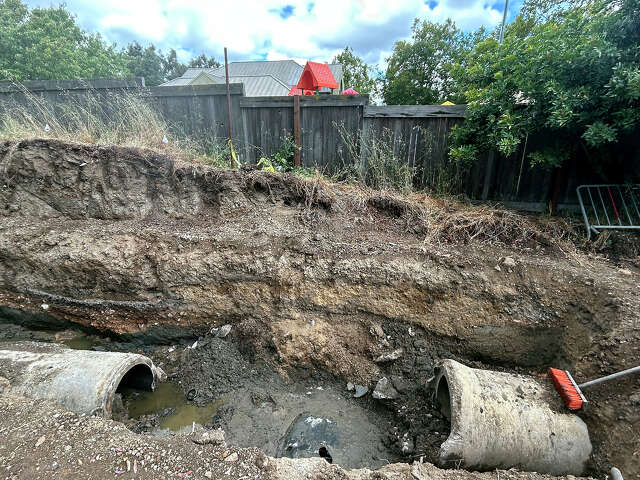 Alameda: Ebmud Approves Emergency Repairs To Punctured Pipe