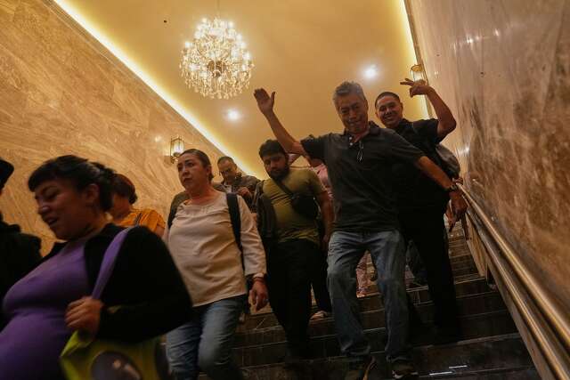 Ciudad de México instaló una lámpara en el metro por el Mundial y los ...
