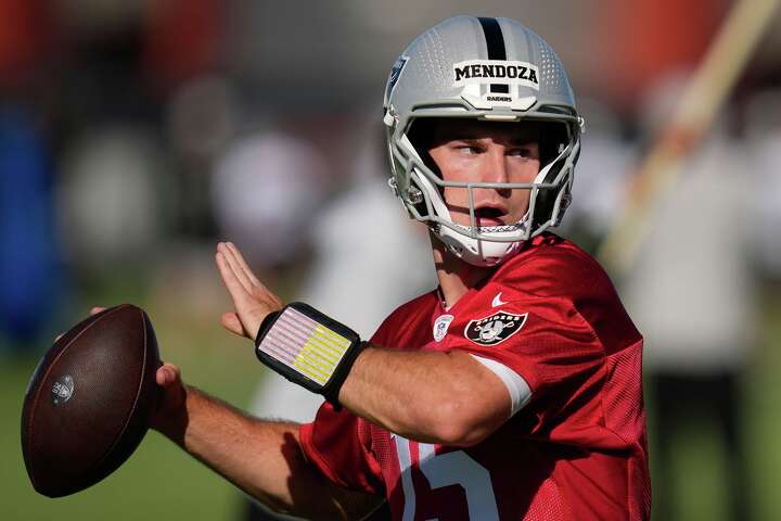 Klint Kubiak: Raiders rookie Fernando Mendoza improving fast as ...