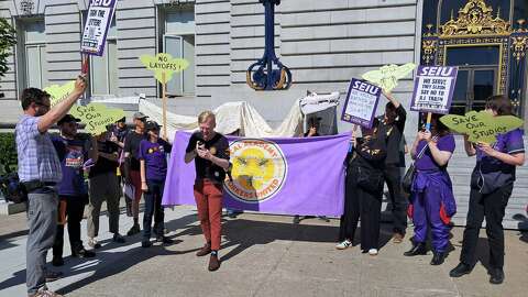 SF: California Academy Of Sciences Employees Rally For Audit Following ...