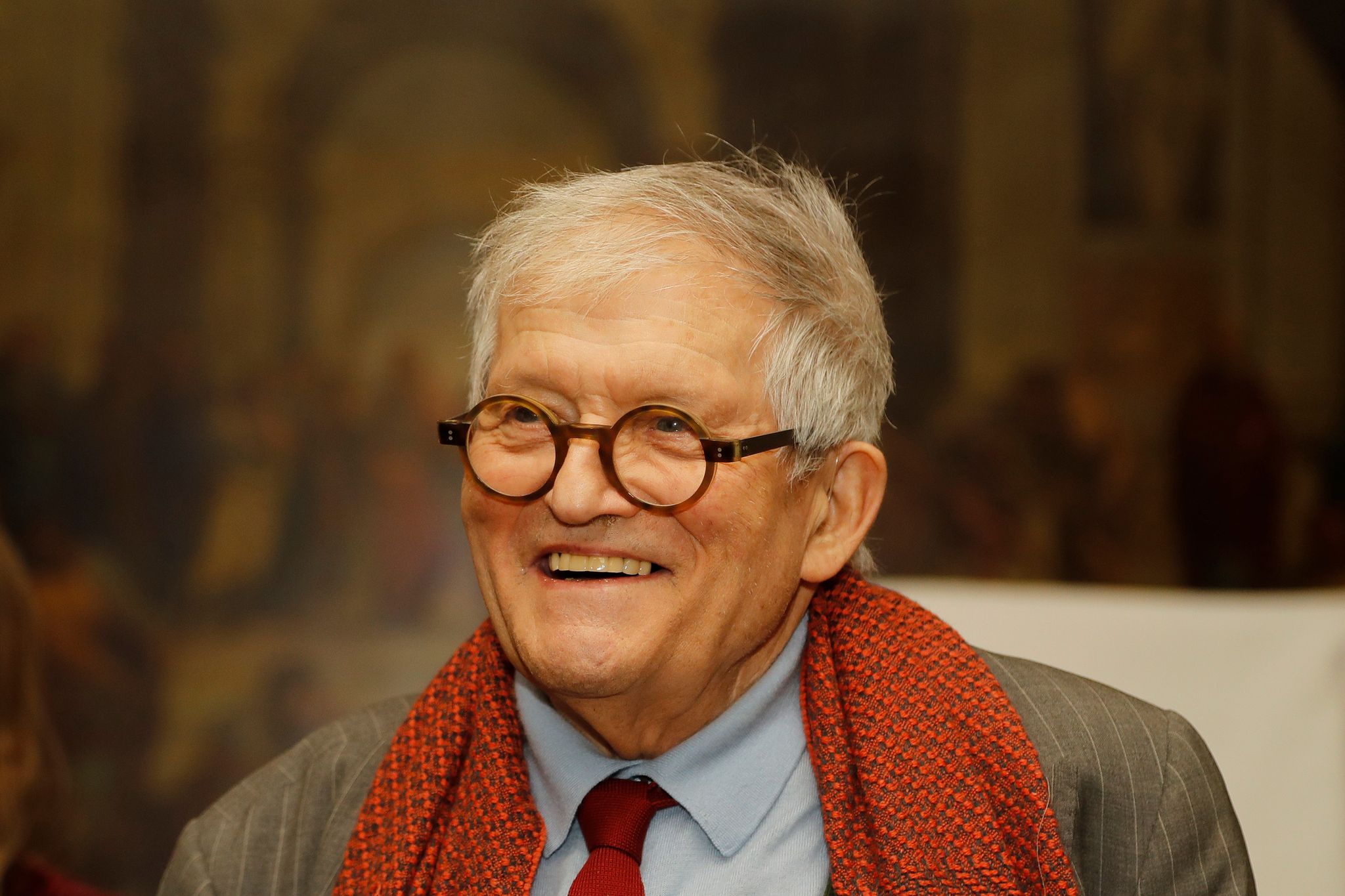 Fallece David Hockney, artista reconocido por sus escenas de piscinas ...