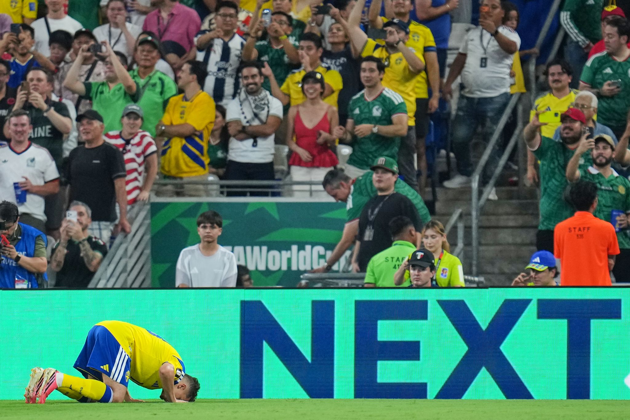 Sweden gets 2 goals from Yasin Ayari and pounds Tunisia 5-1 to move ...