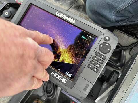 Some anglers praise forward-facing sonar, others say high-tech fishing ...