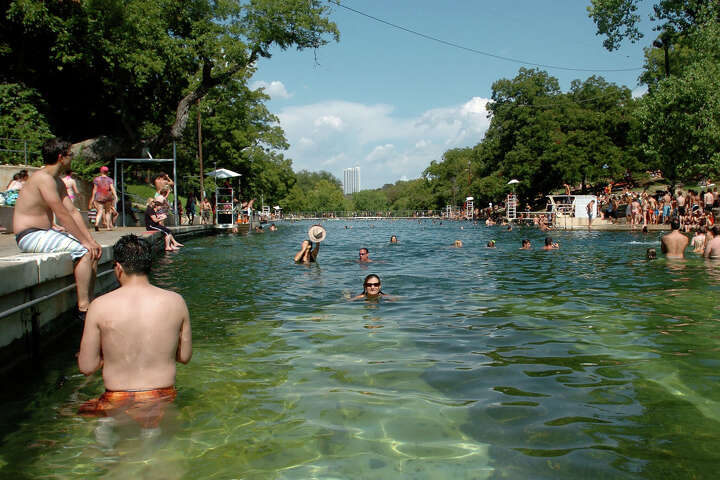 Barton Springs pool closed following heavy rain in Austin, flooding
