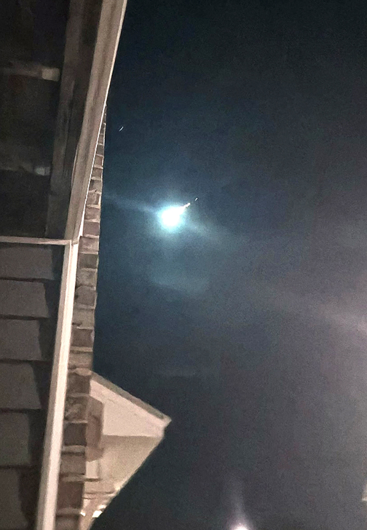 Fireball meteor spotted in Illinois, southern U.S.