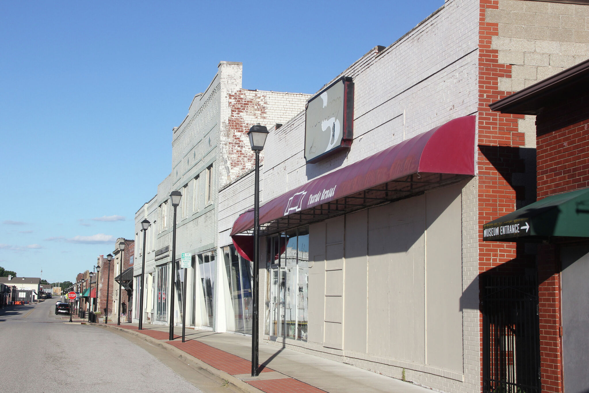Wood River mayor says Madison County office move would boost downtown