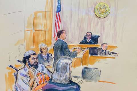 Suspect in deadly shooting of National Guard troops pleads not guilty ...