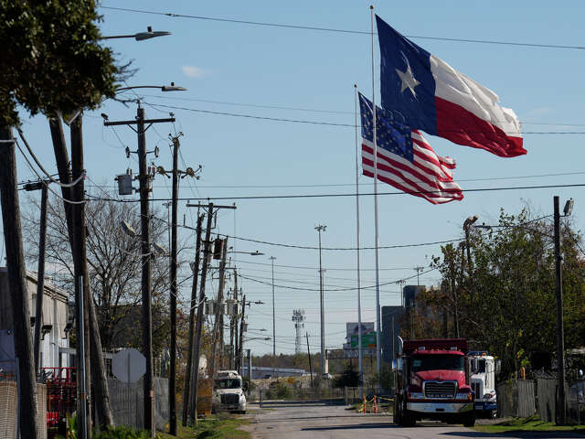 Court reverses $73 million award for Texas woman hit by train