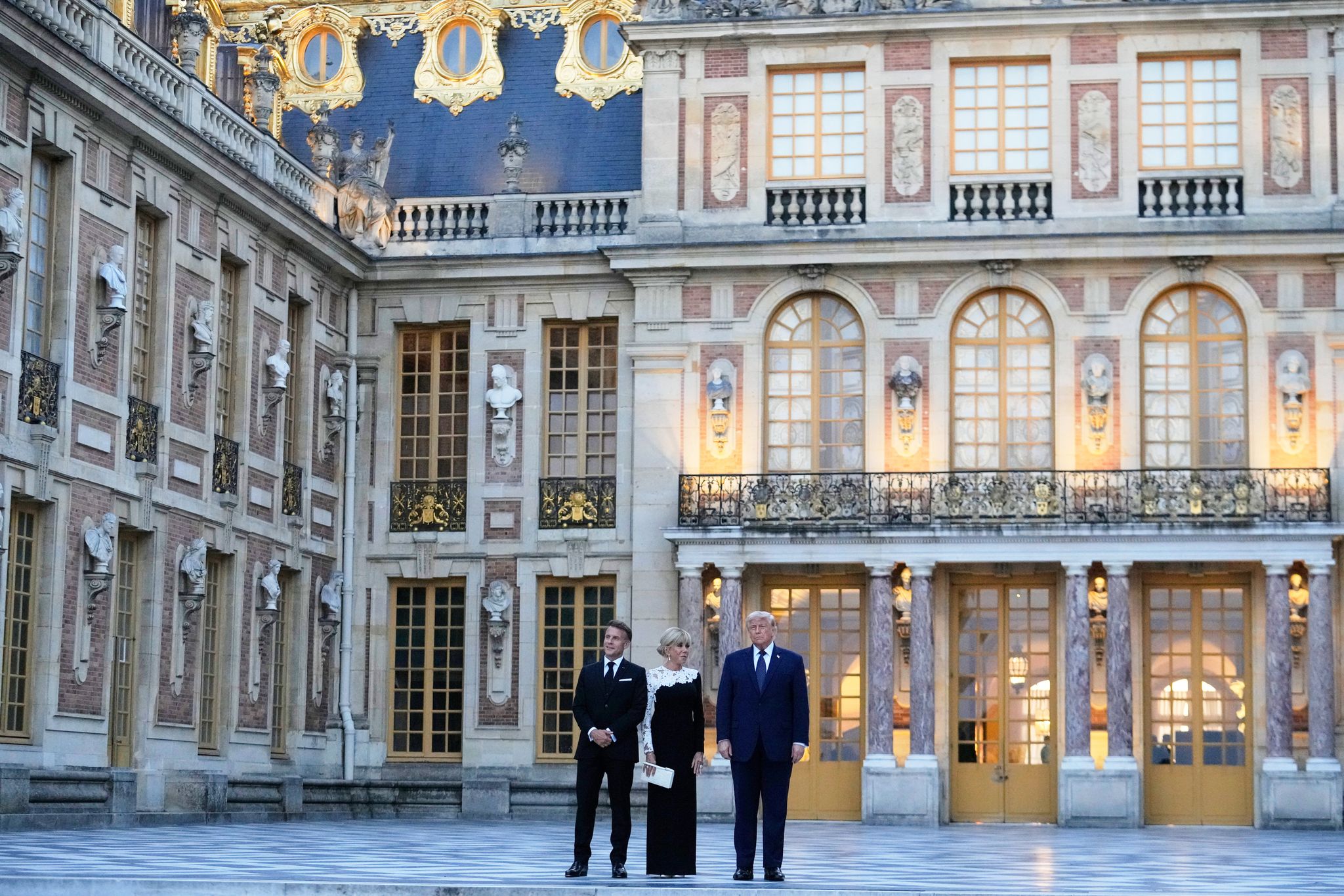 Macron deploys Versailles’ gold, mirrors and history in a high-stakes ...