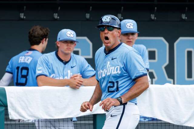 Mike Fox's ties to Tar Heels strong as ever in retirement. CWS title ...